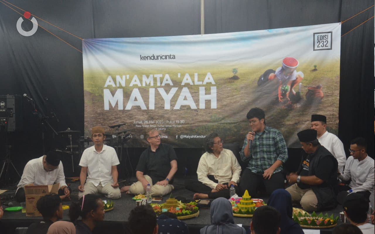 An’amta ‘Ala Maiyah, Membaca Akar Sejarah Maiyah • CakNun.com